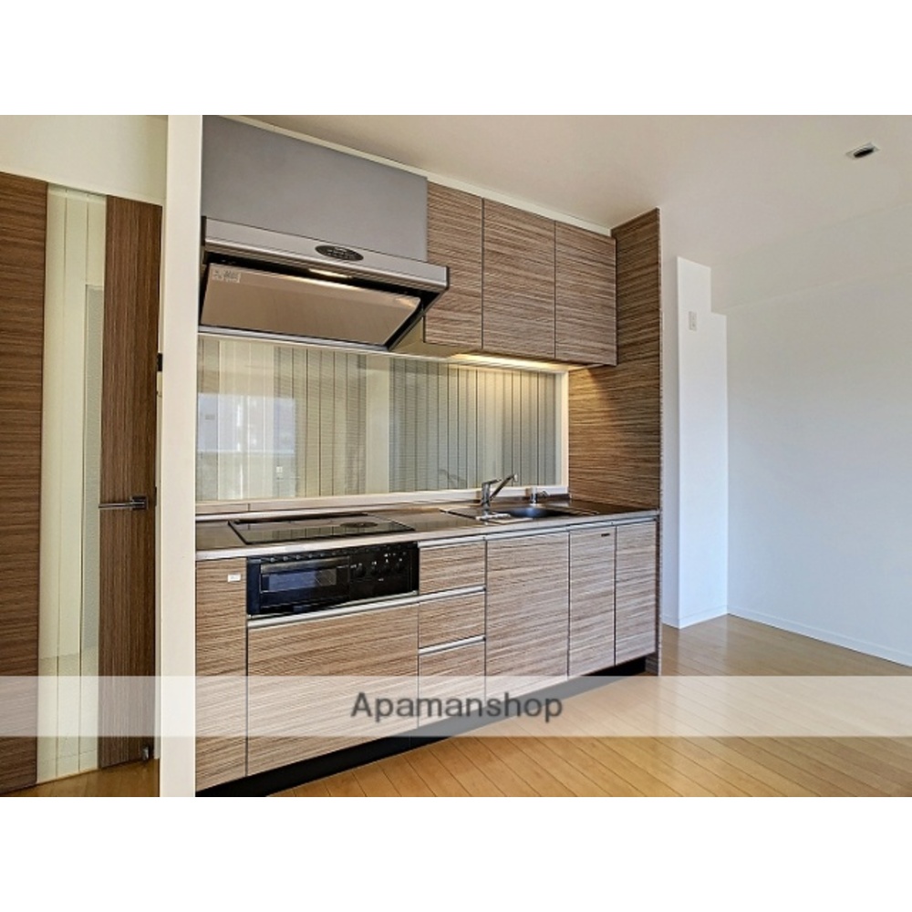 ファーストレーベン六枚ANNEX 石川県金沢市昭和町 (11.6万円／3LDK (洋6.8 洋5.7 洋5.6 LDK12)／77.44㎡)｜賃貸物件(賃貸マンション・アパート・一戸建て)の ...